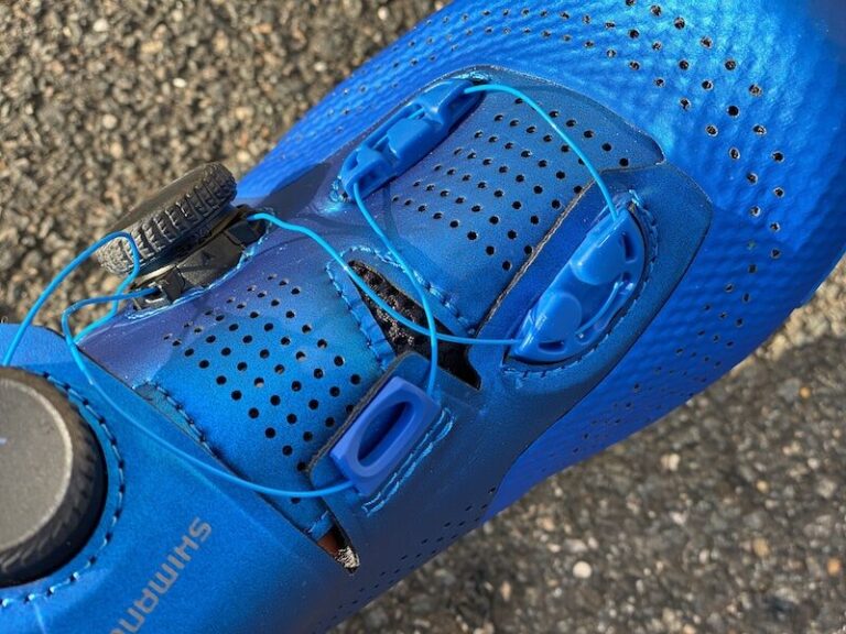 Test Shimano S-Phyre RC-902 shoes | 3bikes.fr your Cycling, Gravel ...