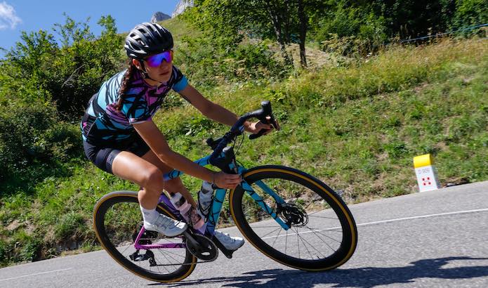 Entrevista: Mathilde Terrasson, victoriosa en la Alta Route Dolomitas ...