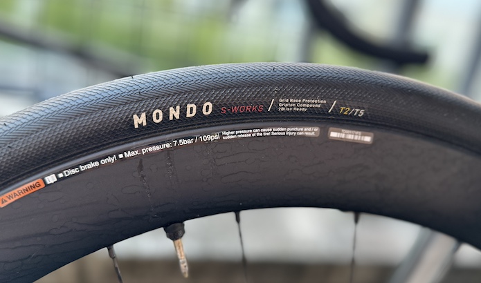 Test des pneus d’endurance Specialized S-Works Mondo 2Bliss Ready ...