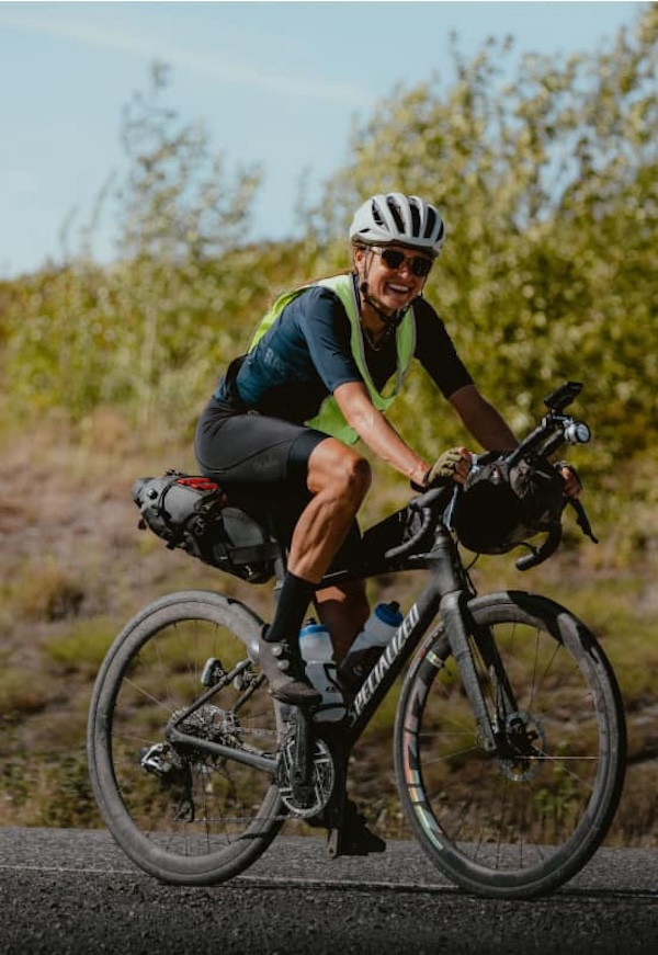 Lael Wilcox se rapproche du record du tour du monde à vélo | 3bikes.fr votre magazine Vélo ...